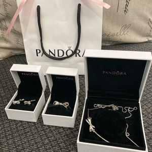Pre-Loved Authentic Pandora Sparkling Bow Jewelry - Gem